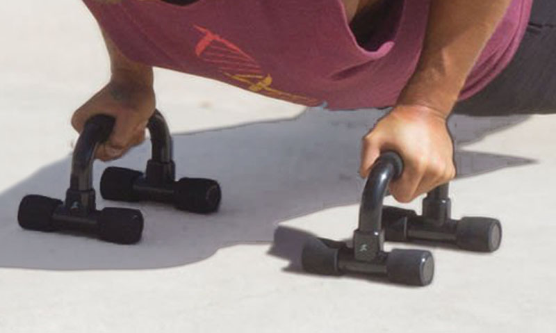 Push-up Bars Buying Guide: Tips With Illustrations - chiliguides : Easy ...